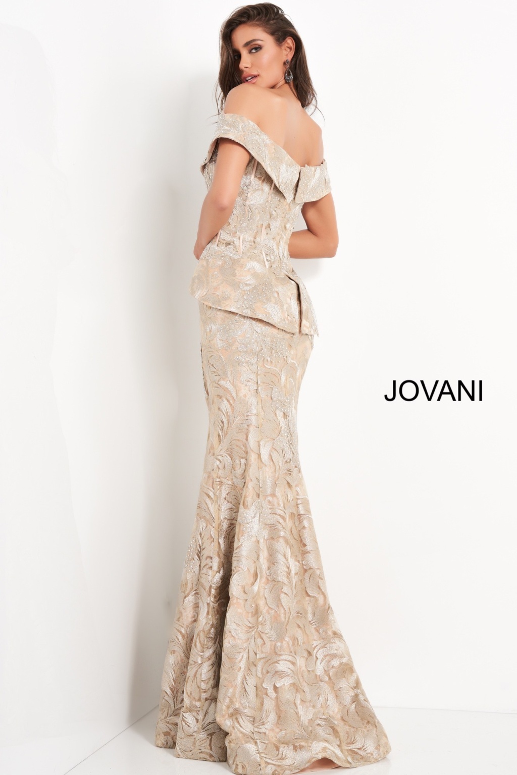 Gold Dresses | Jovani
